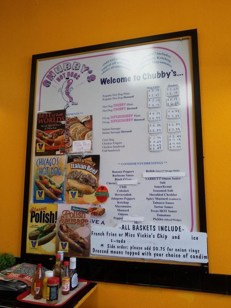Menu at Chubby's Hot Dogs restaurant, Maitland, US-17