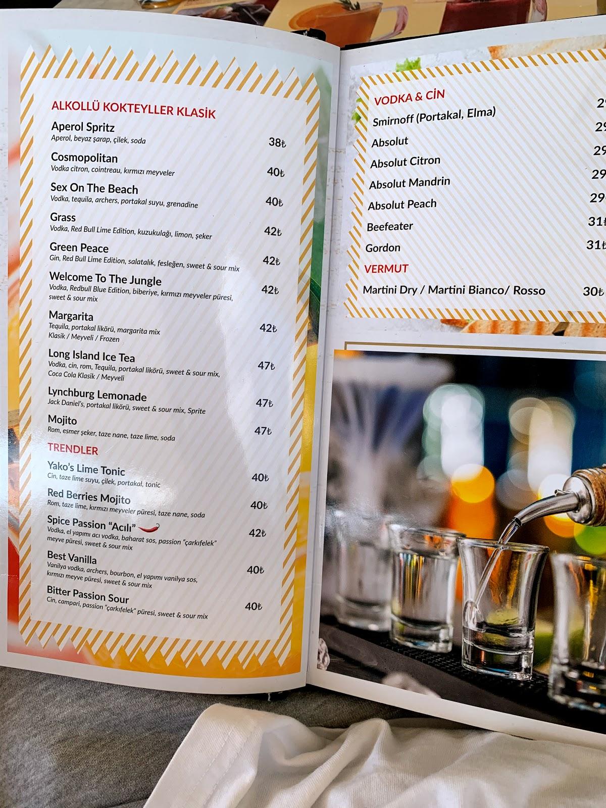 Menu at Happy Moon’s Bulvar216, Istanbul, Barbaros Mah. Fulya Sok ...