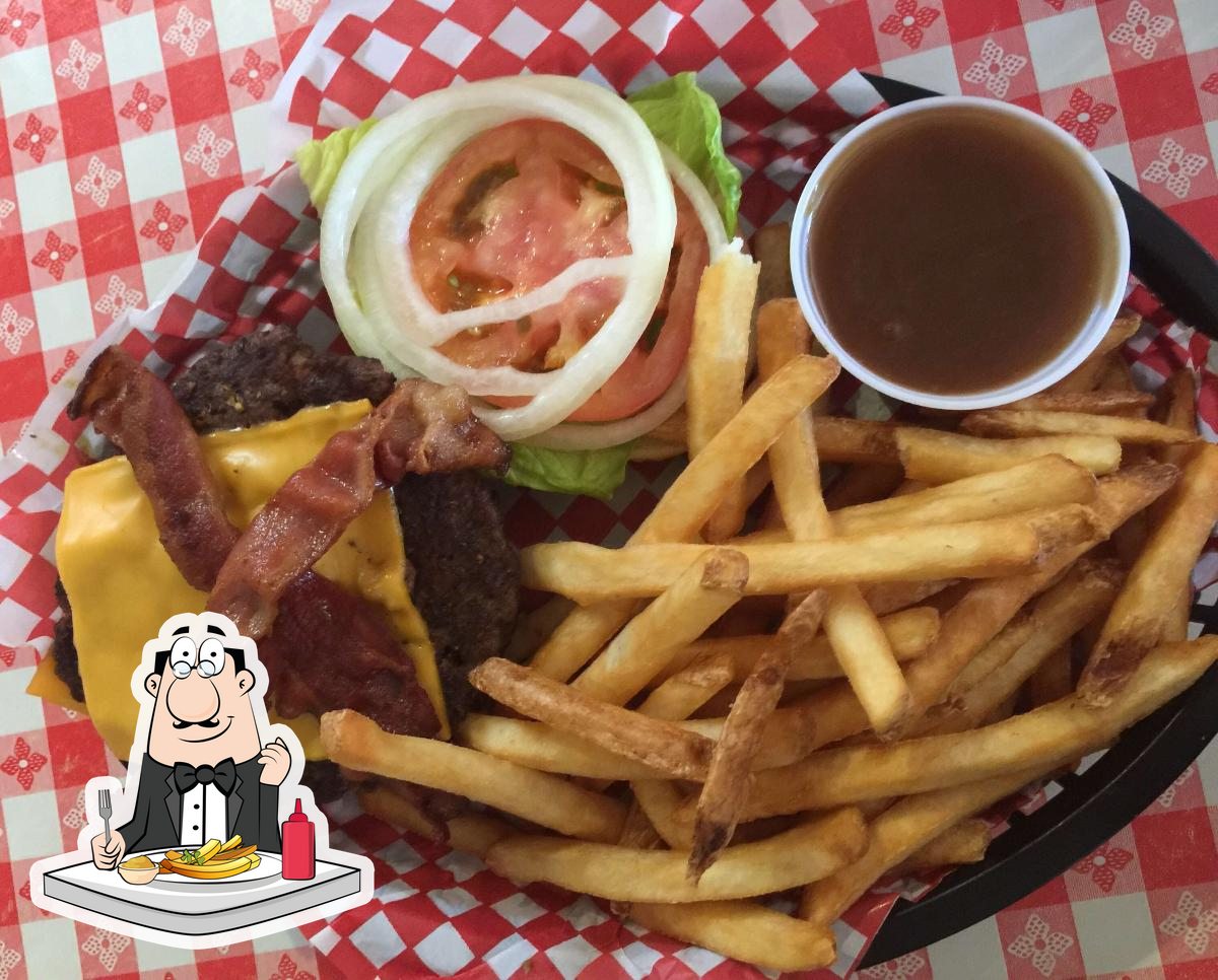 Clark's General Store & Eatery in Cold Lake - Restaurant menu and reviews
