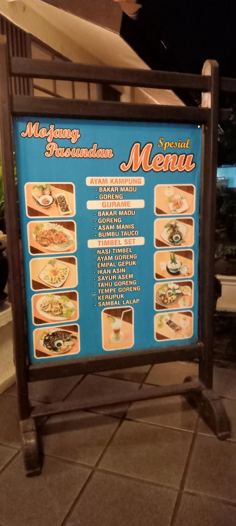 Menu at Mojang Pasundan Restoran restaurant, Bogor