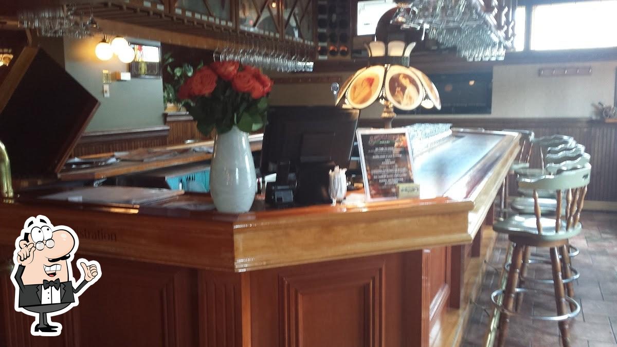 Stephanie's Grill and Bar, Hawkesbury - Restaurant menu, prices and reviews