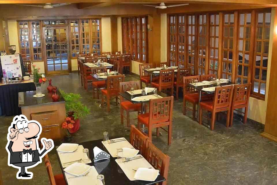 The Golden Palate ( Pure Vegetarian Restaurant ) - Hotel Mamallaa ...