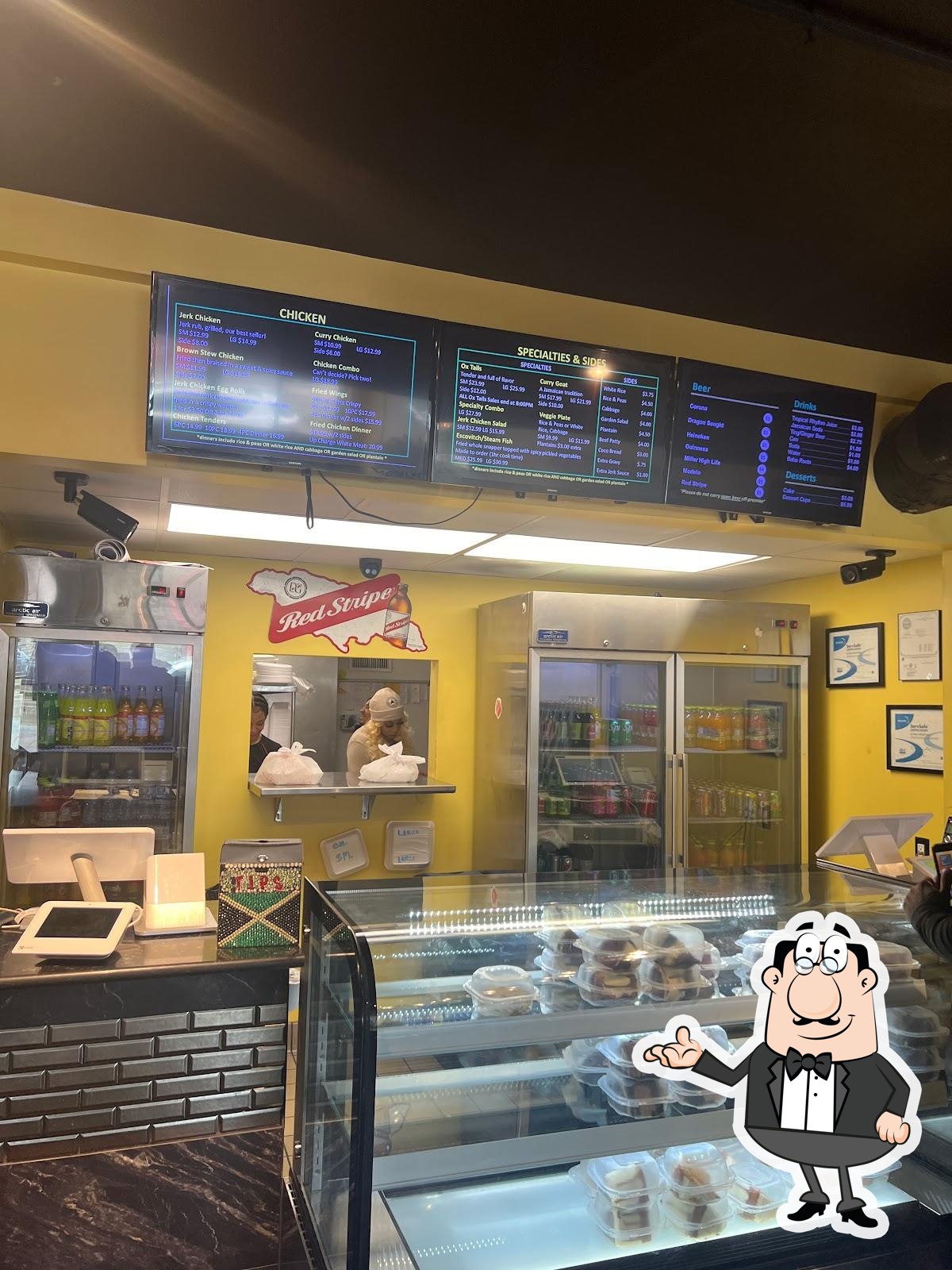 Uppa Yard, Milwaukee - Restaurant menu, prices and reviews