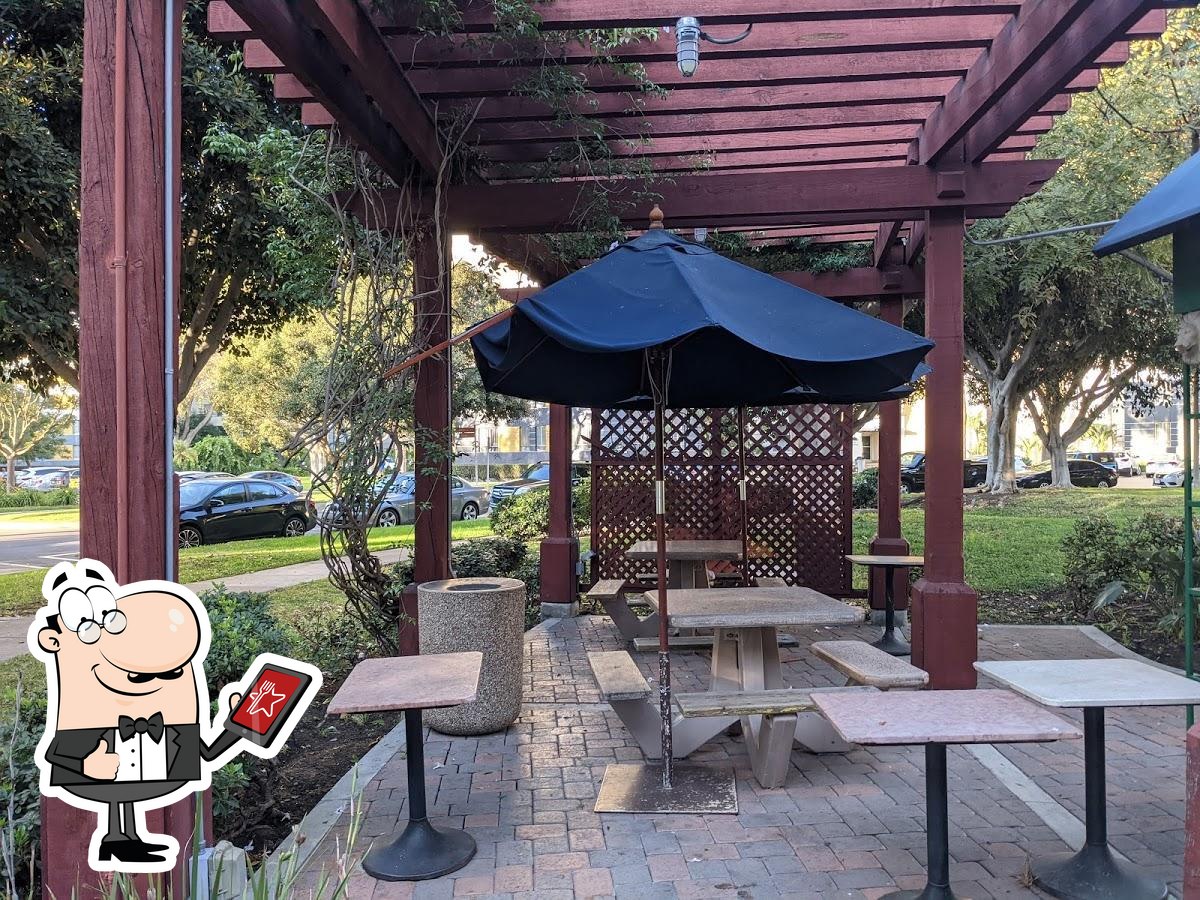 The Garden Cafe @ Park La Brea in Los Angeles - Restaurant reviews