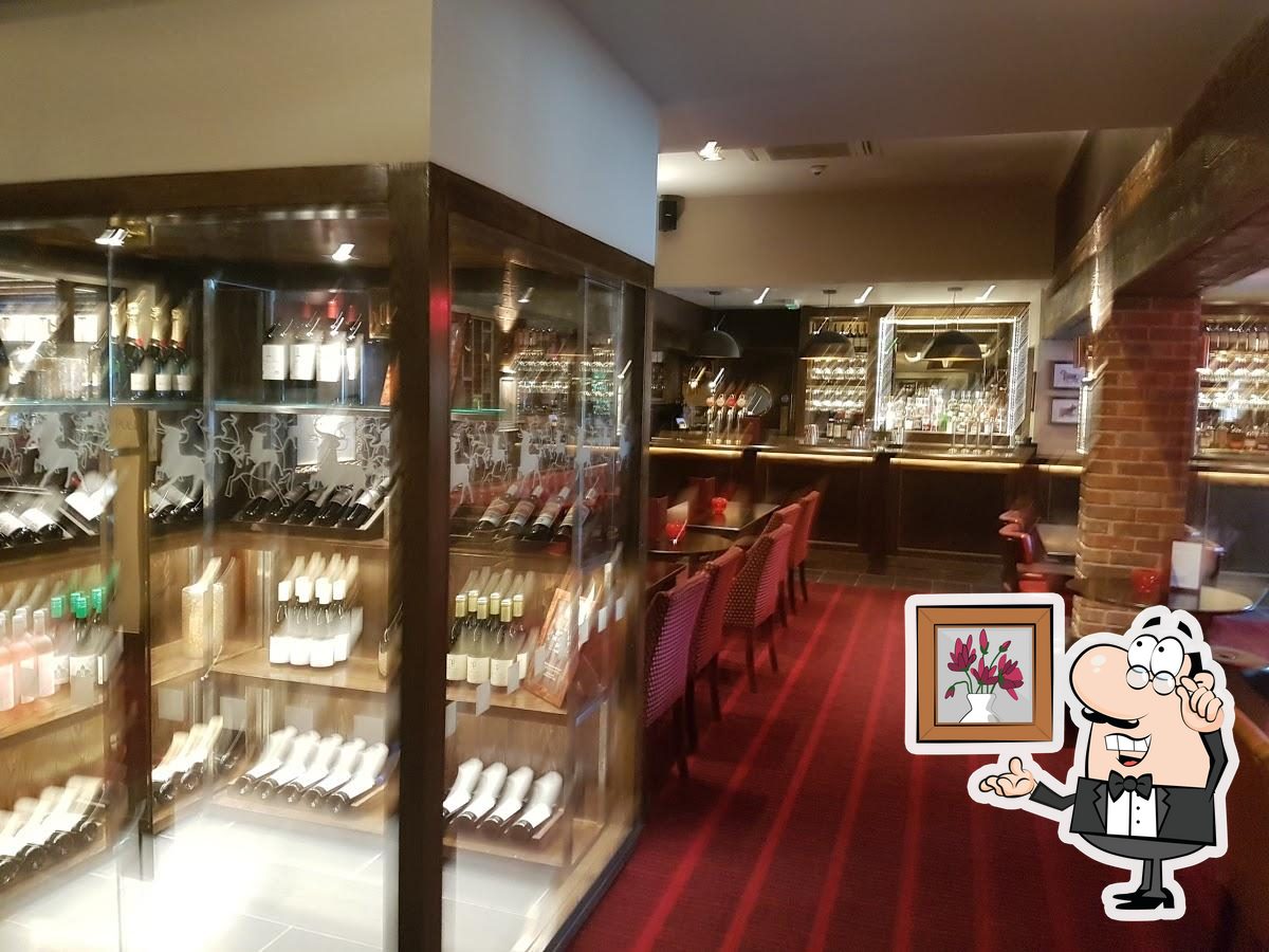 The Seven Mile Inn, Nottingham - Restaurant menu, prices and reviews