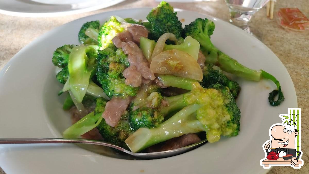 New Red Pepper Cafe in Stony Plain - Restaurant menu and reviews