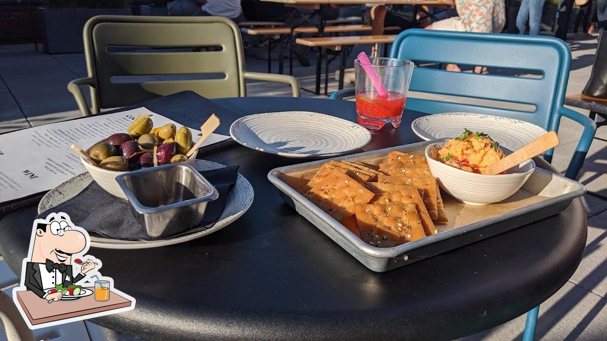 Percheron Rooftop Bar in Kansas City - Restaurant menu and reviews