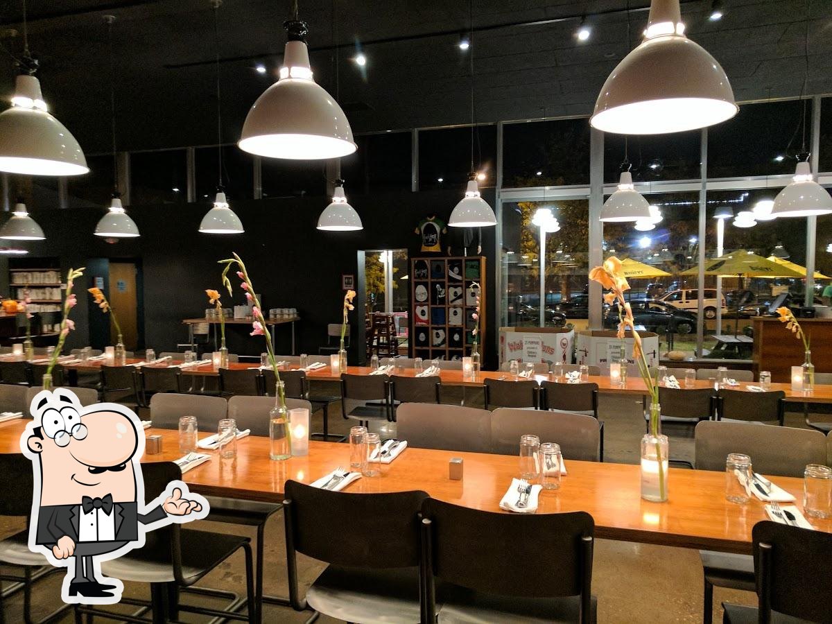 Rooster, St. Louis - Restaurant menu, prices and reviews