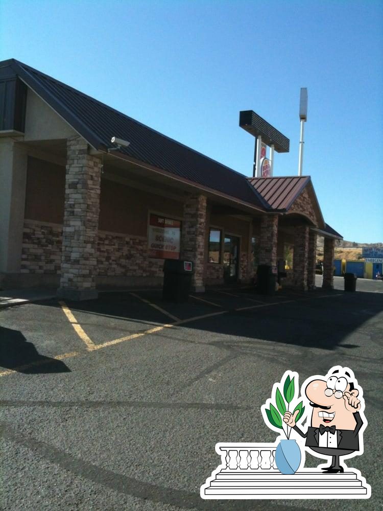 Scenic Quik Stop in Salina