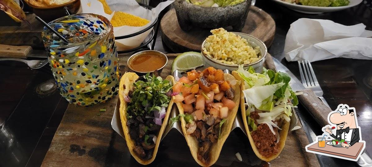 Hacienda Real in Yorkville - Restaurant menu and reviews
