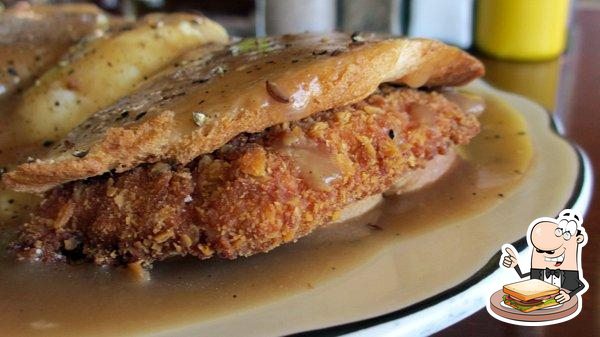 Little Bohemia in Cedar Rapids - New American restaurant menu and reviews