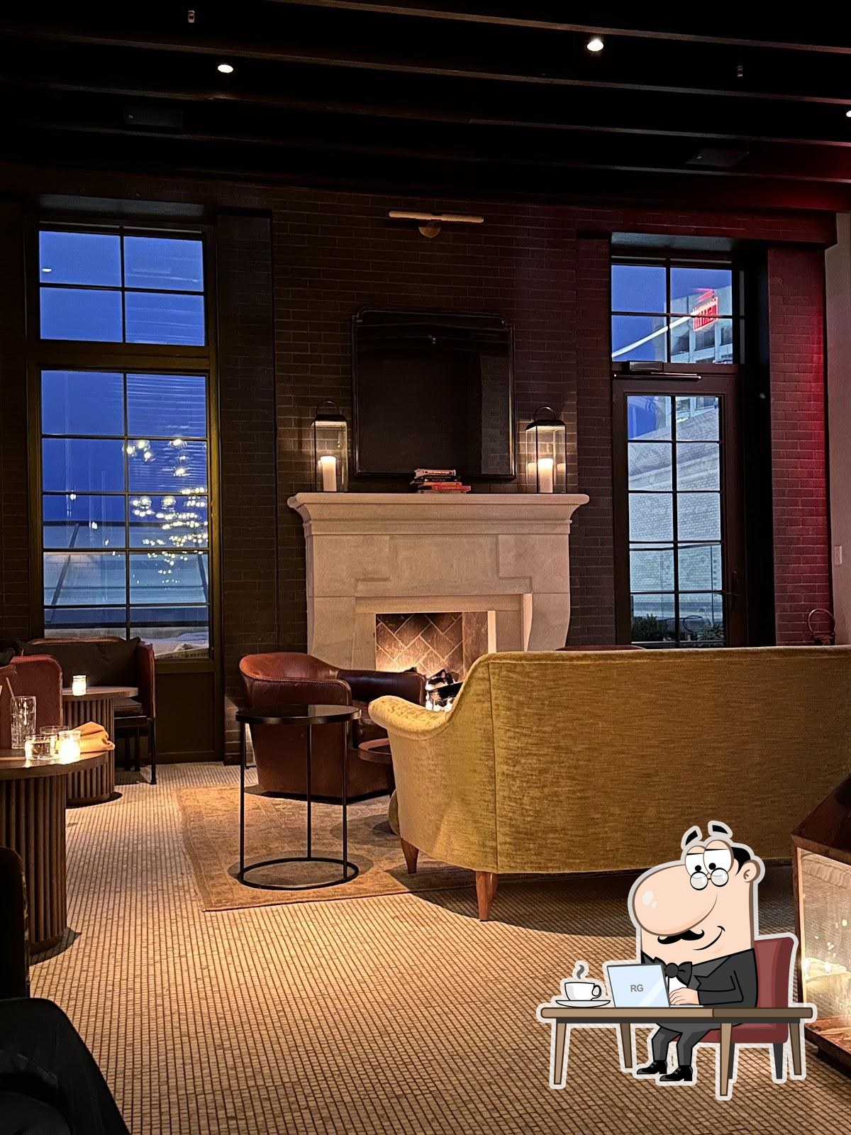 Kamper's Rooftop Bar, Detroit - Restaurant menu, prices and reviews