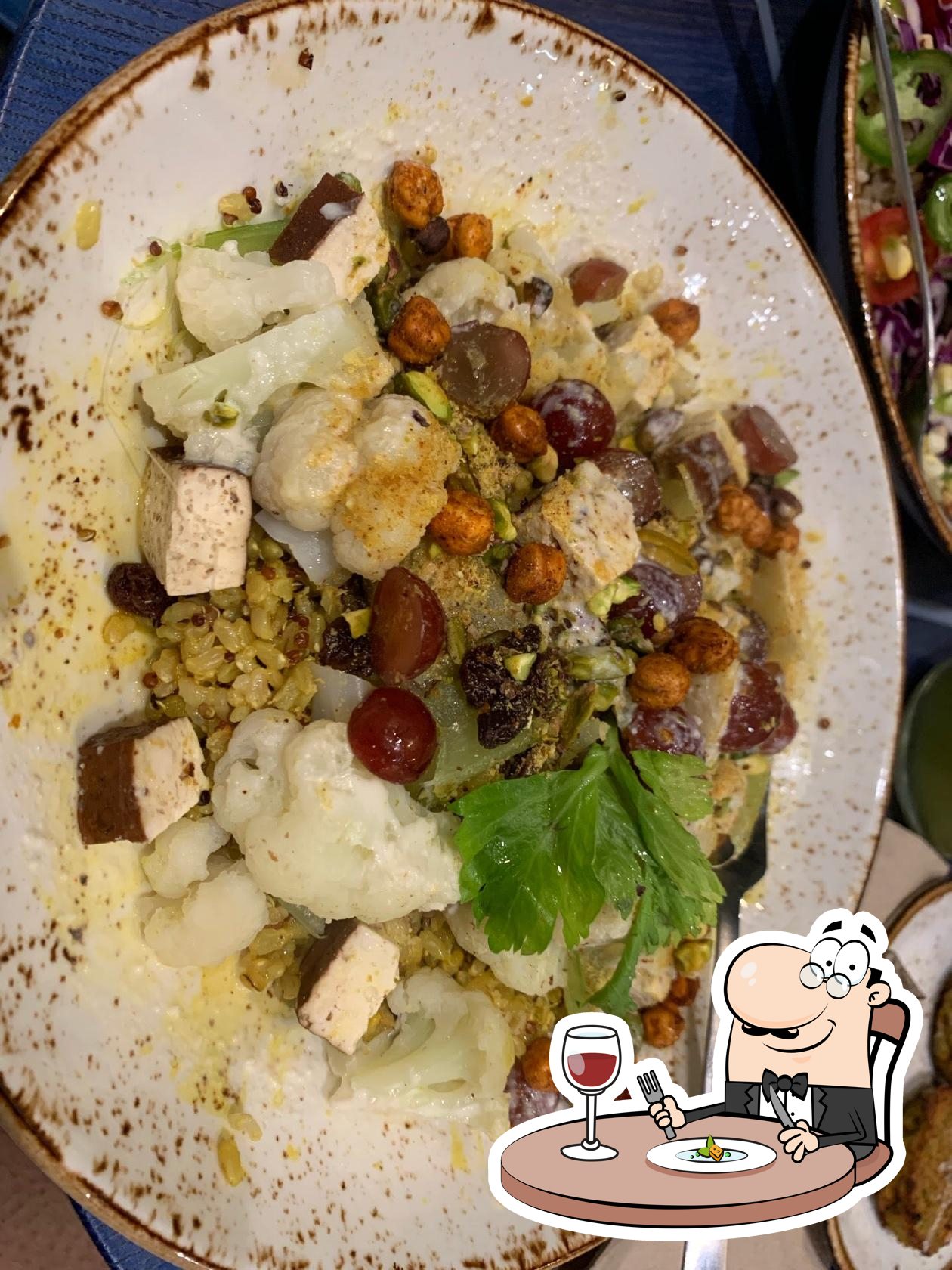 Life Alive Organic Cafe Back Bay, Boston - Restaurant menu, prices and ...