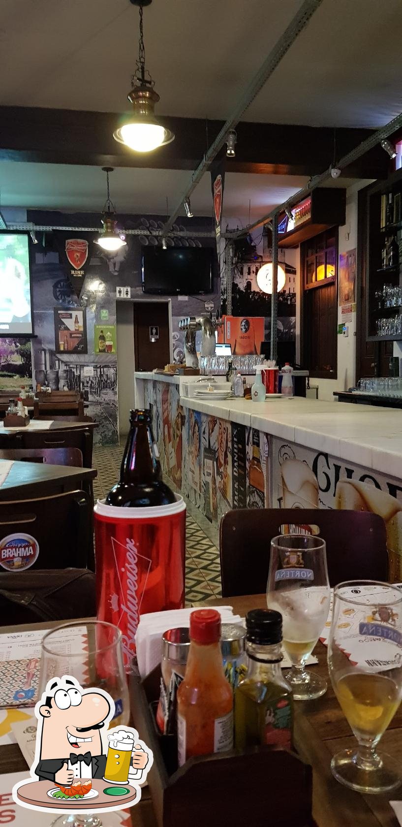 Cartolas Sports Bar, Curitiba - Restaurant menu and reviews