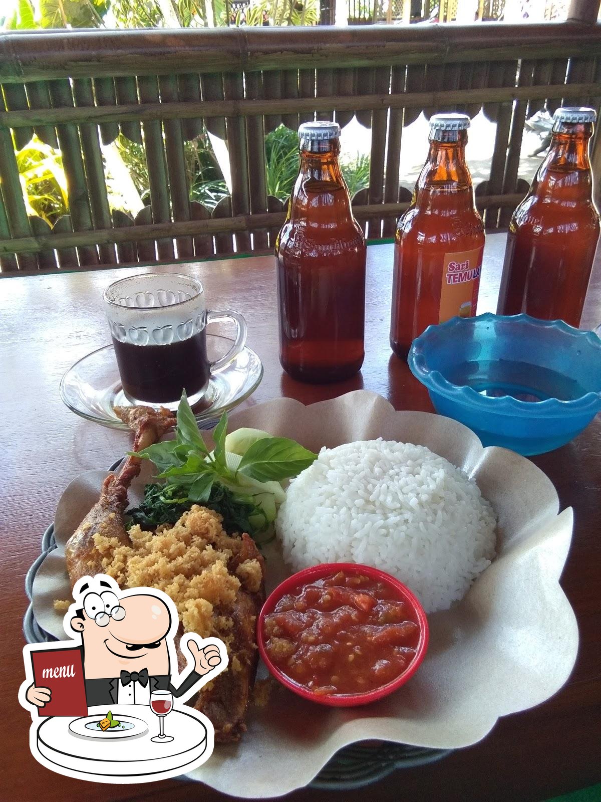 AYAM KREMES WARUNG BAMBU restaurant, Jember - Restaurant reviews