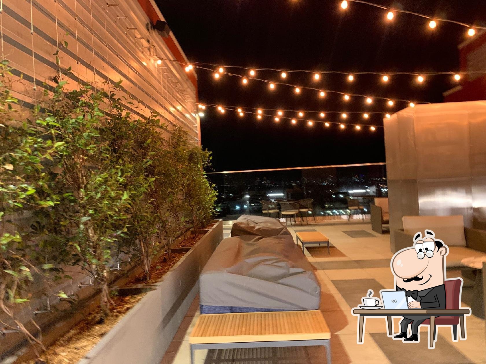 Study Hall Rooftop Lounge, Berkeley - Restaurant menu, prices and reviews