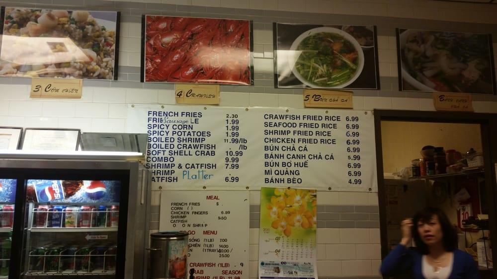 Menu at Bon Crawfish Hut restaurant, Grand Prairie