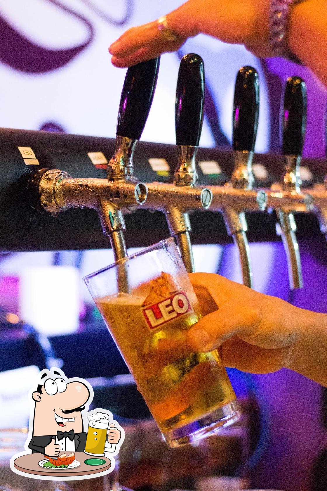 Lush Rooftop pub & bar, Bangkok - Restaurant reviews