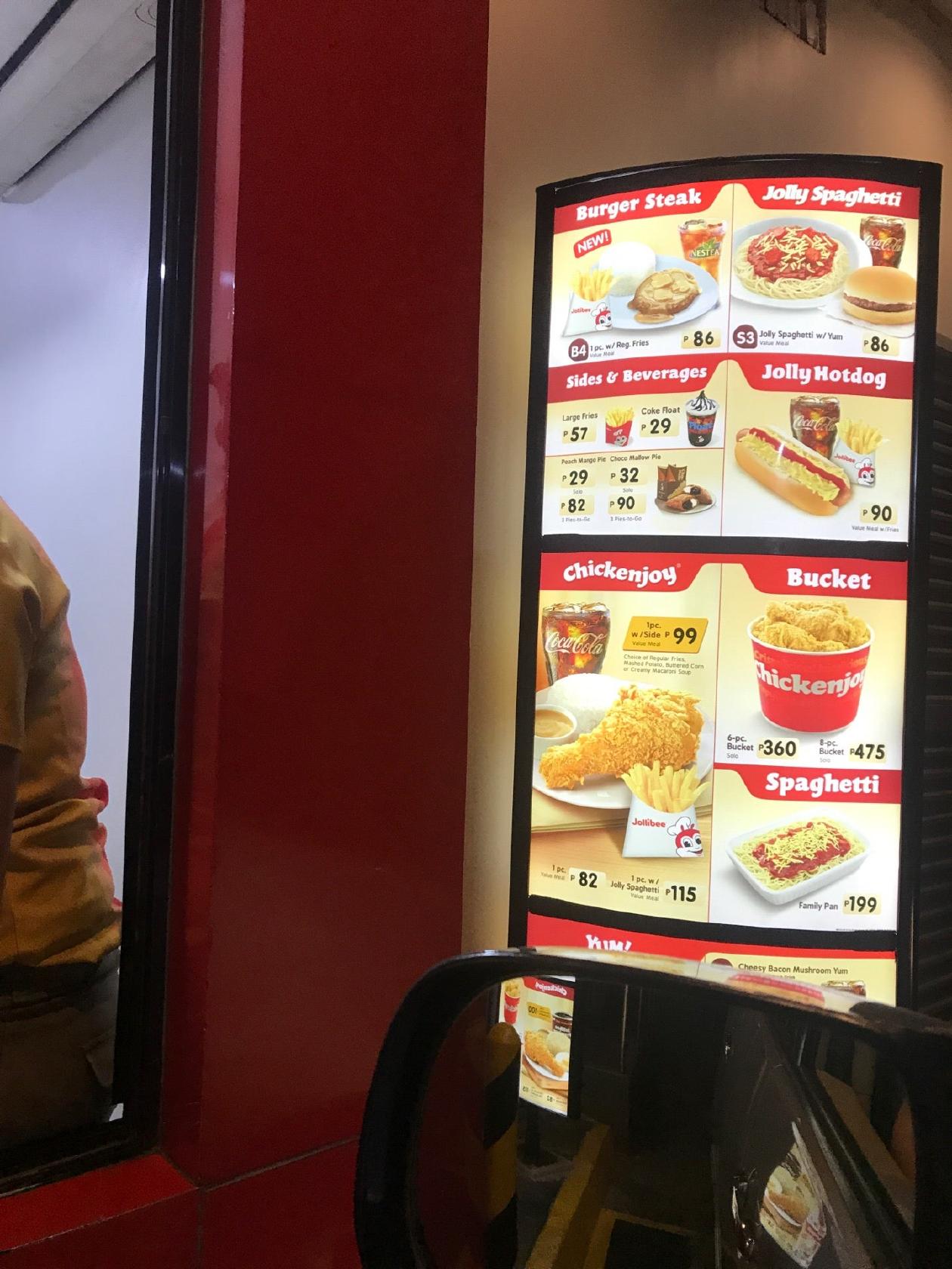 Carta de comida rápida Jollibee, Pasig, Shell C5 Road corner Dona Julia ...