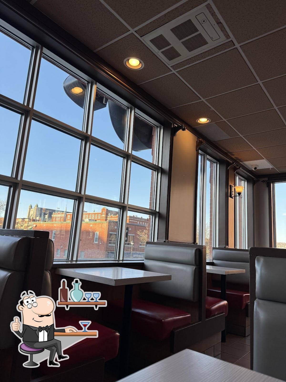 Louis Luncheonette, Sherbrooke - Menu du restaurant, prix et avis