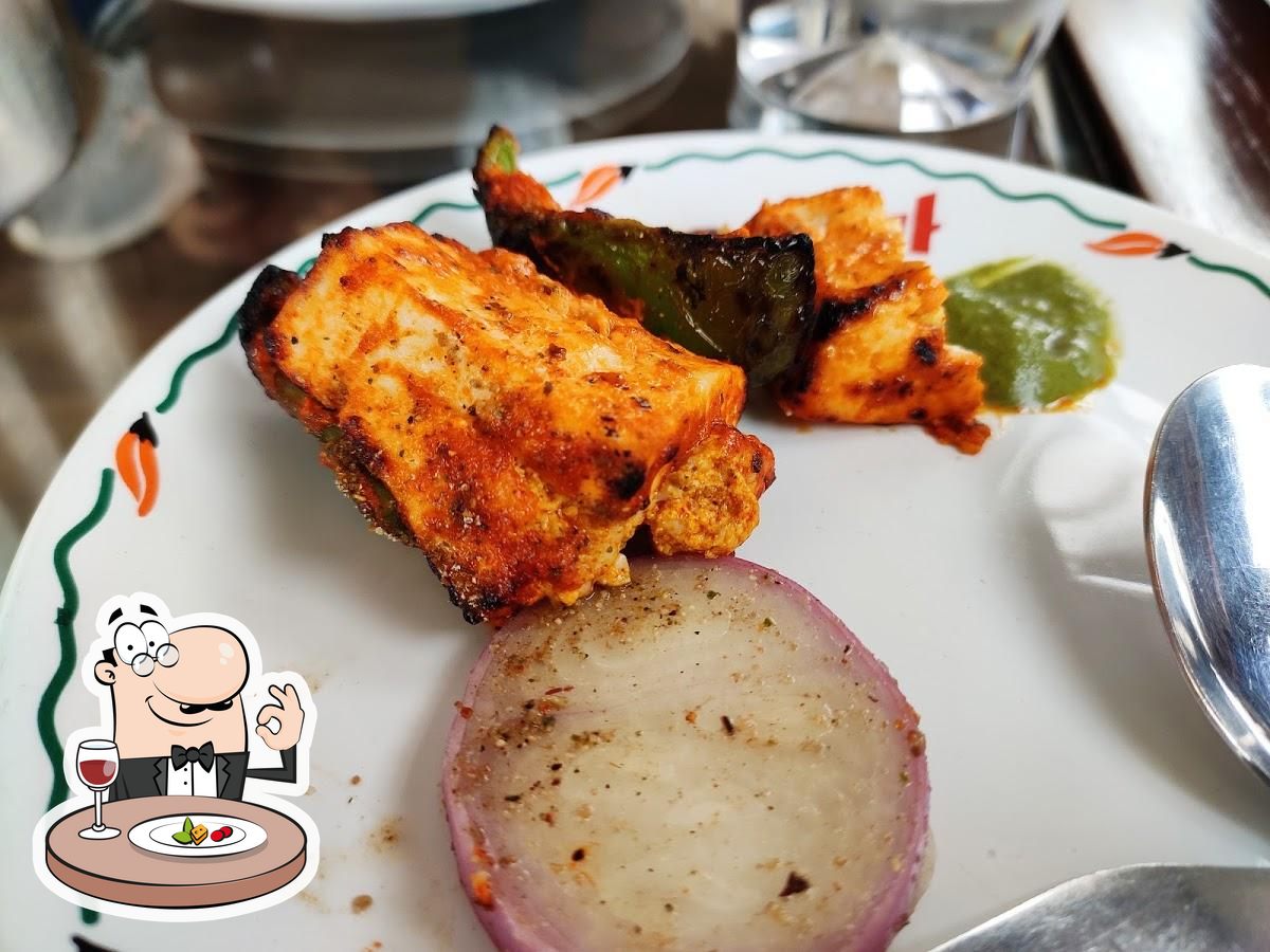 Kushabhau Thakre Hall, Bhopal - Restaurant reviews