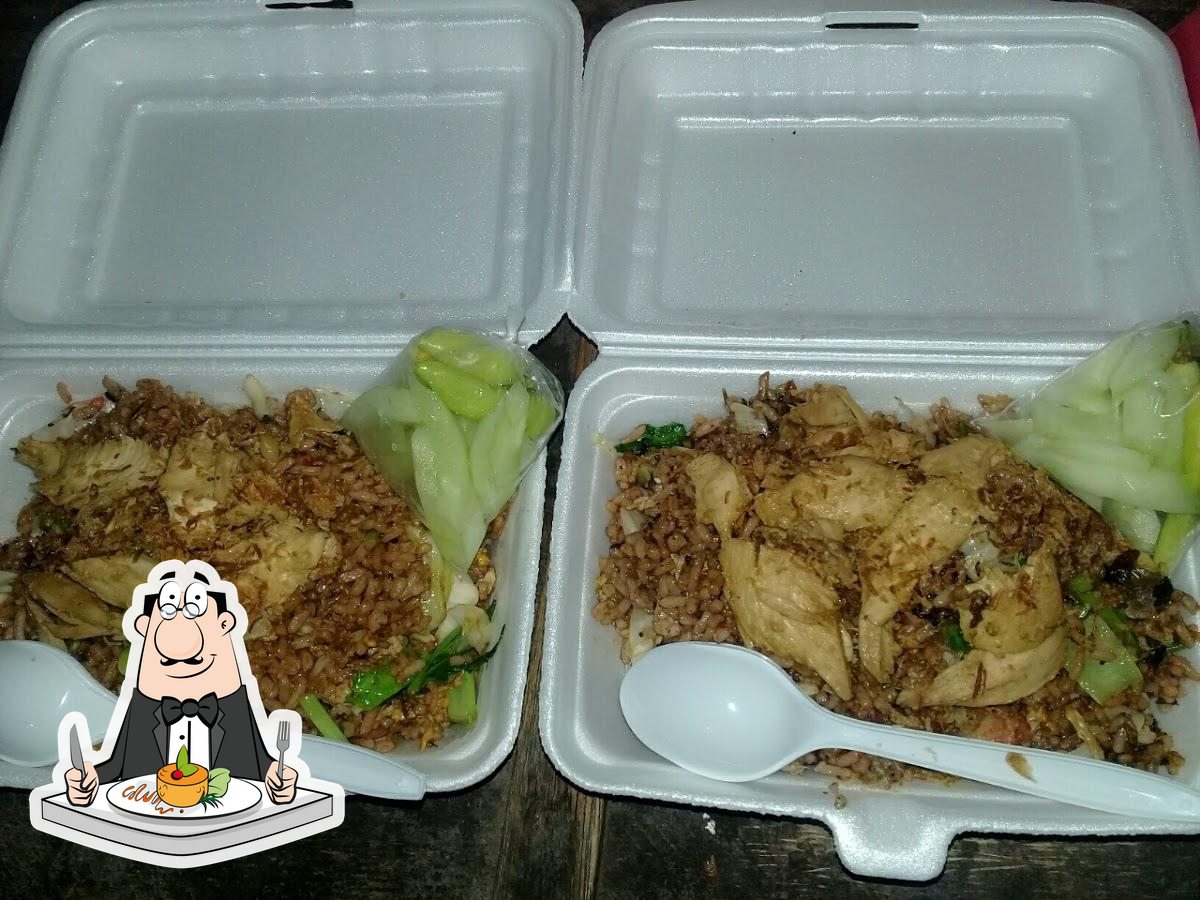 Nasi Goreng Dan Mie Goreng Pak Padi restaurant, Sumberagung