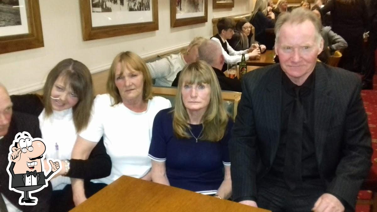 St Peter's Men's Club in Paisley - Restaurant reviews