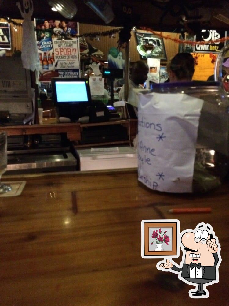 50 Yard Line Sports Bar, 371 Little East Neck Rd in West Babylon ...