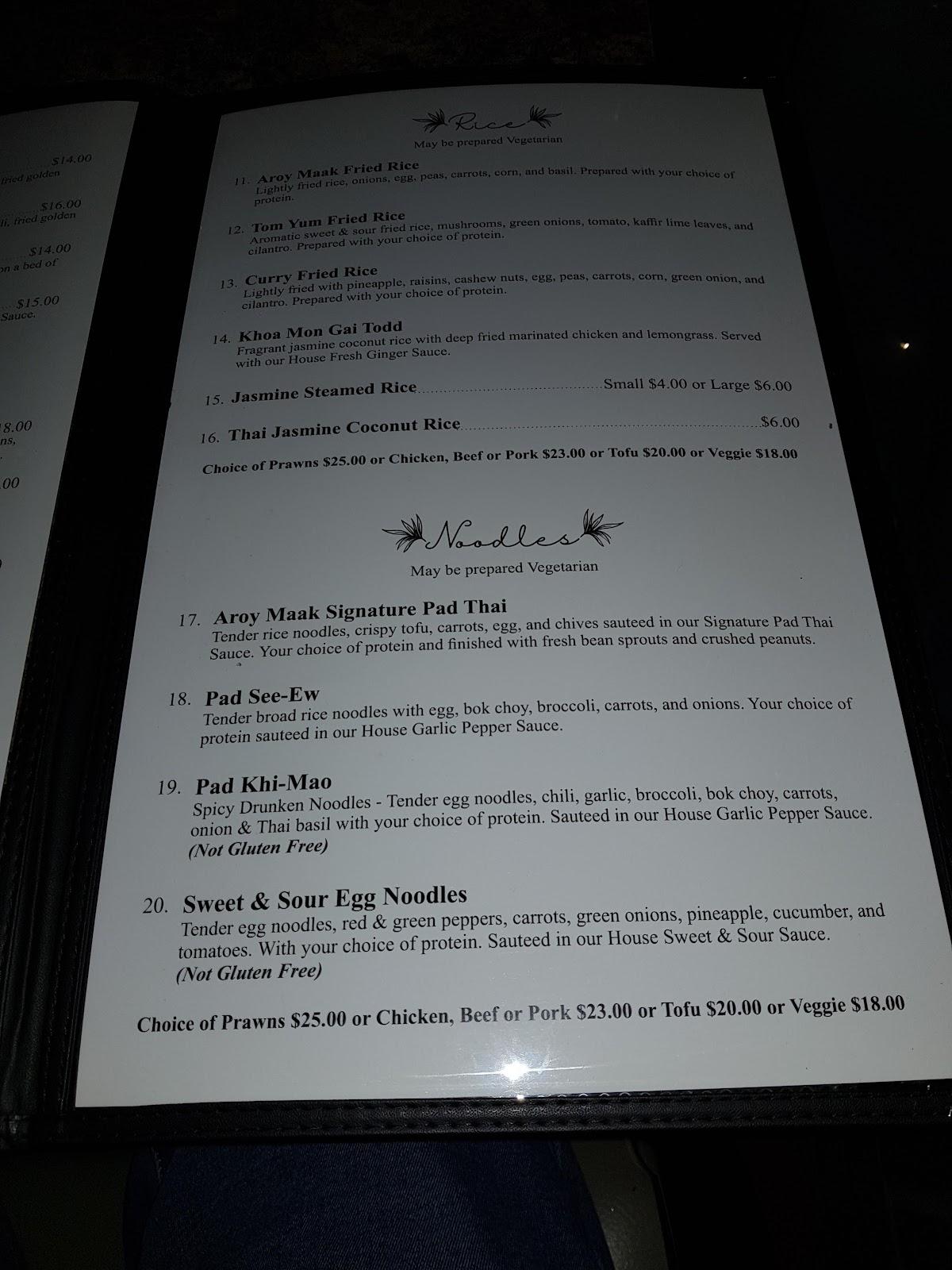 Menu au Aroy Maak Thai Cuisine restaurant, Sicamous