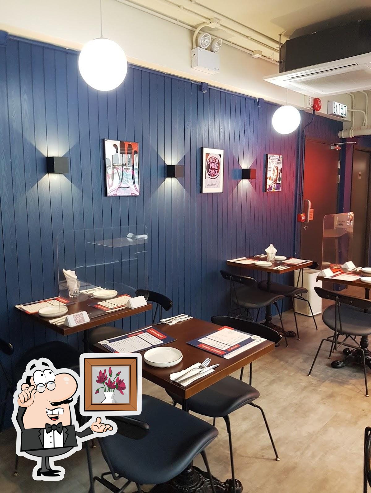 Sip & Slide restaurant, Hong Kong - Restaurant reviews
