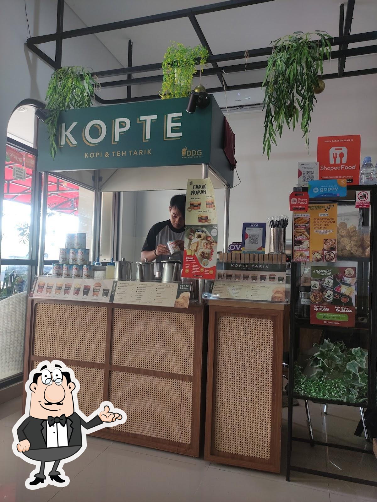 Kopte - Kopi dan Teh (Ruko Sorento), Curug Sangereng - Restaurant reviews