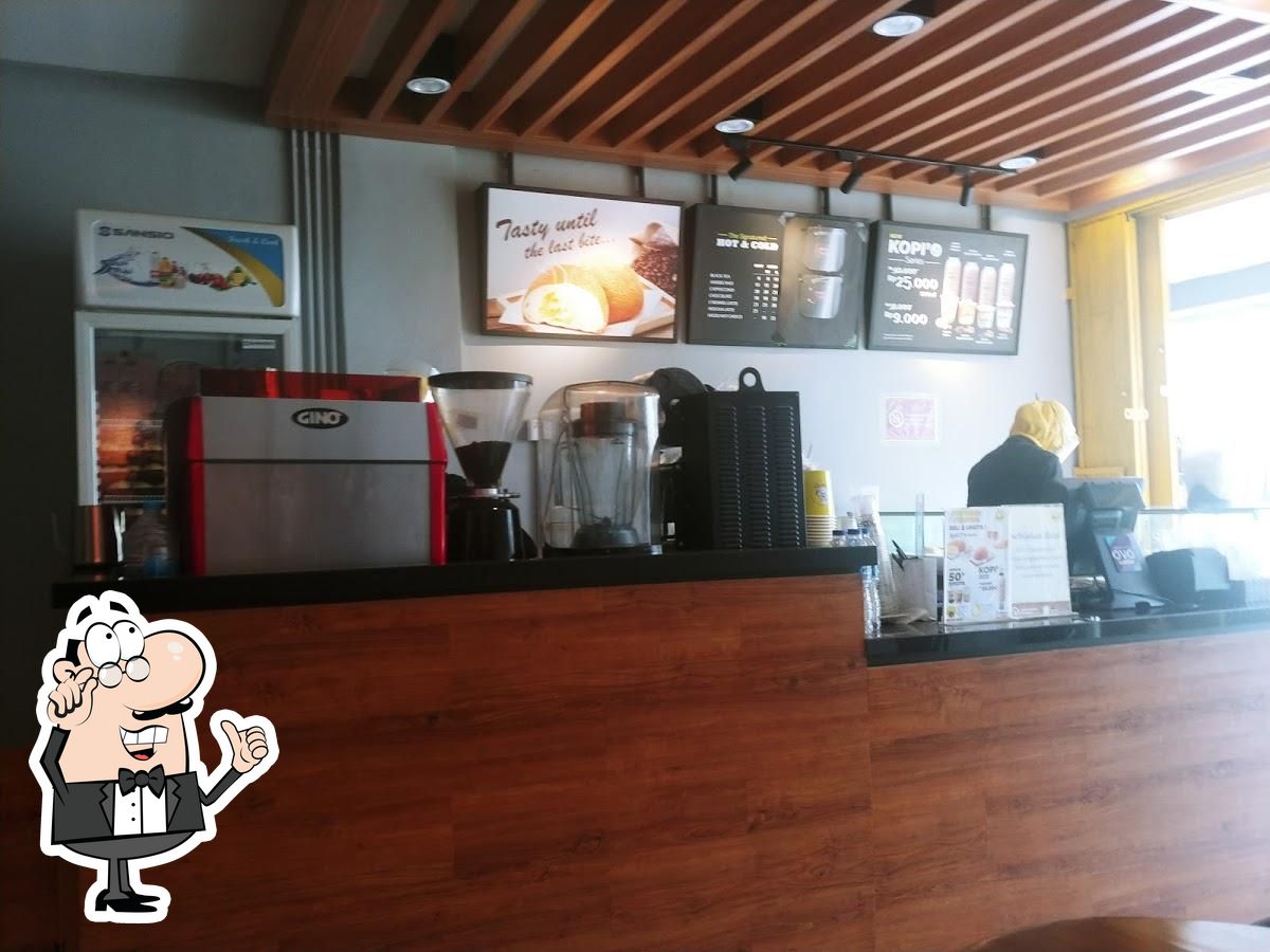 Café Roti'O PCI, Cilegon - Opiniones del restaurante