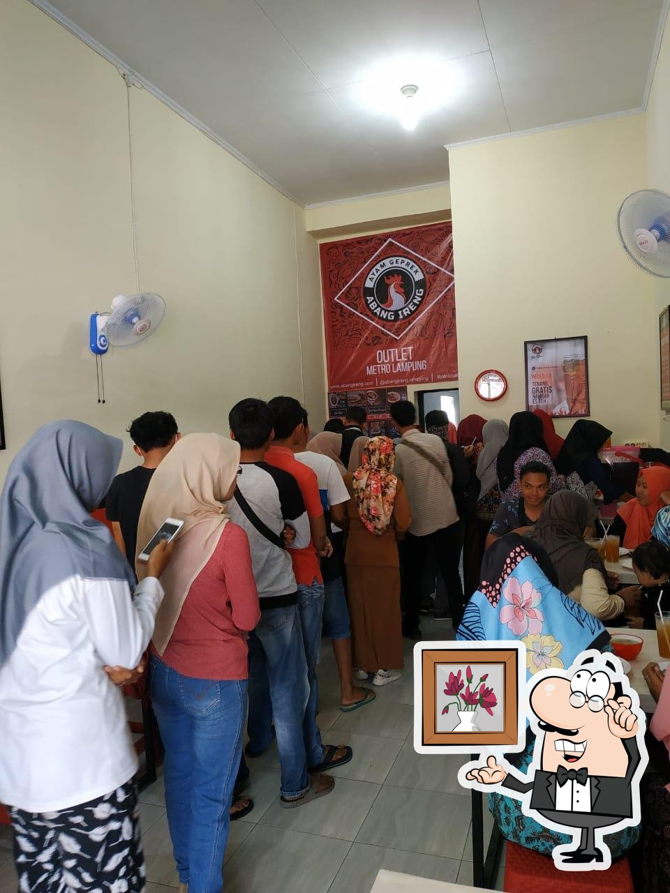 Ayam Geprek Abang Ireng Metro, Metro - Menú del restaurante, precios y ...