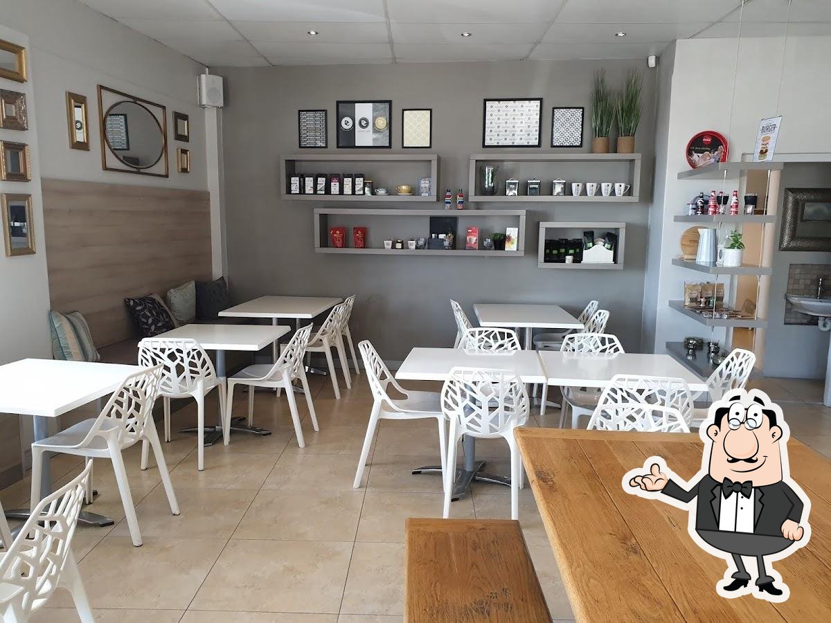 District Cafe, Cape Town - Restaurant reviews