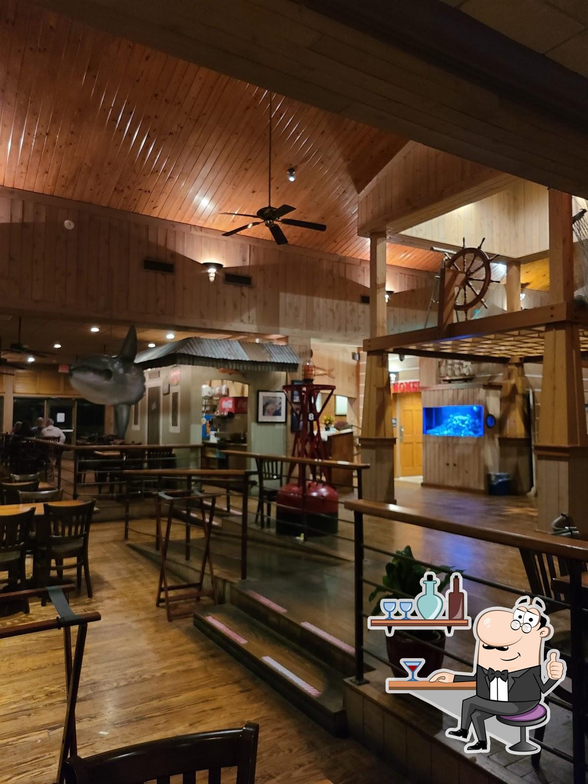 Captain Dave's On the Gulf, Destin - Restaurant menu, prices and reviews