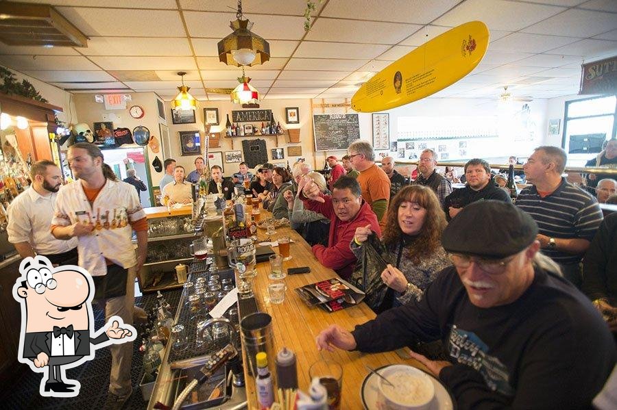 Rogue Ales Bayfront Public House in Newport - Restaurant menu and reviews