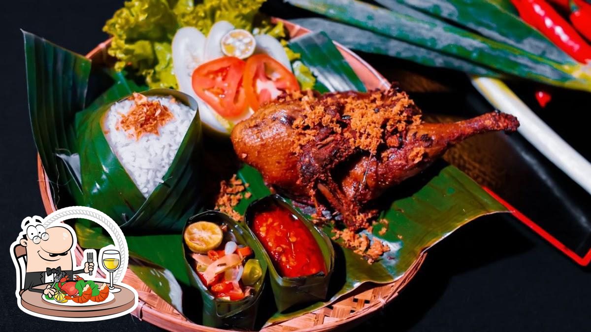 ILLUA SOJU BOX pub & bar, Central Jakarta - Restaurant reviews