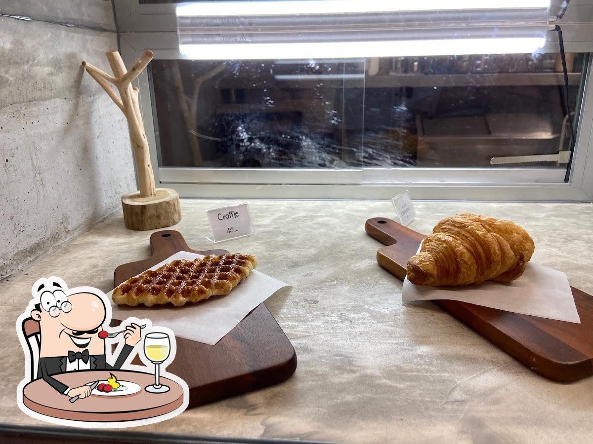 Weekday Coffee&Bar, Fa Ham - Restaurant reviews