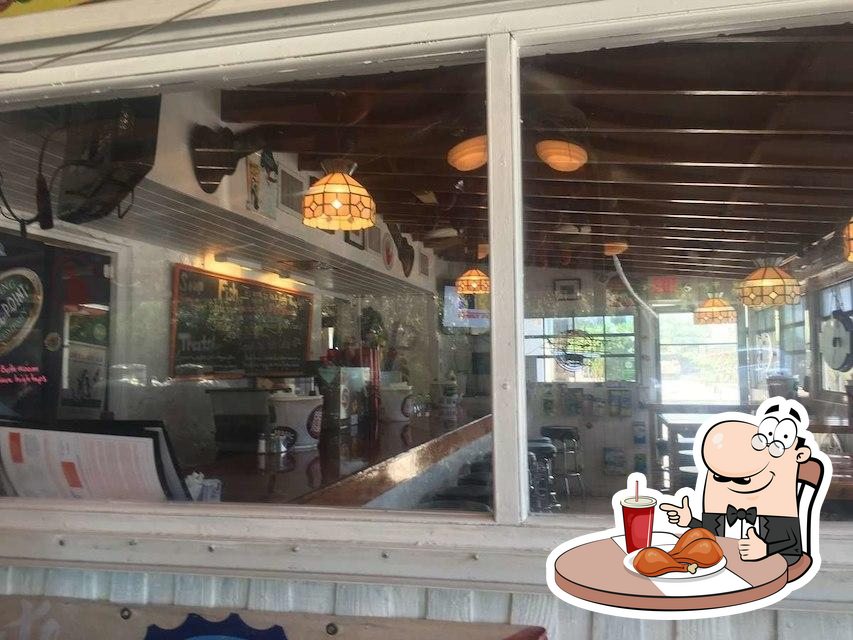 Herbie's Bar & Chowder House in Marathon - Restaurant menu and reviews