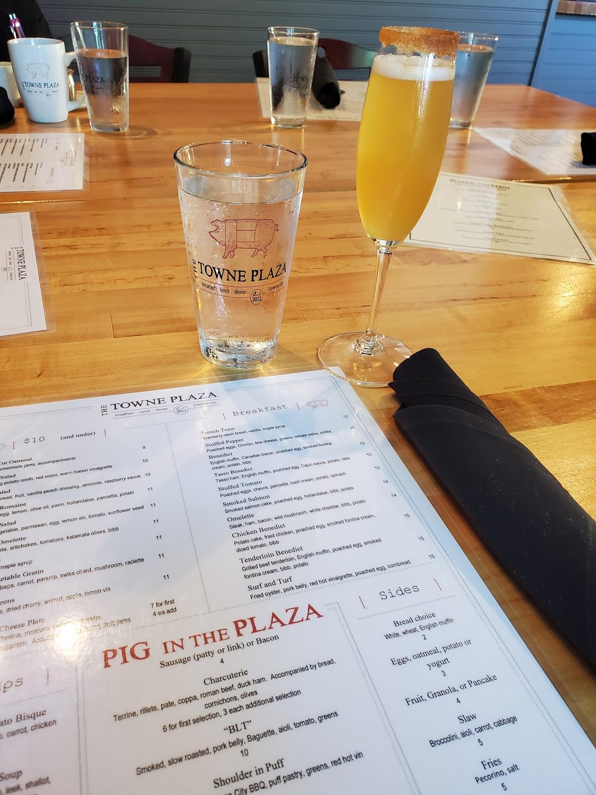 Menu at The Towne Plaza pub & bar, Traverse City