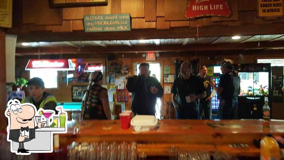 Junction Bar Hwy 1, Togo, MN in USA - Restaurant reviews