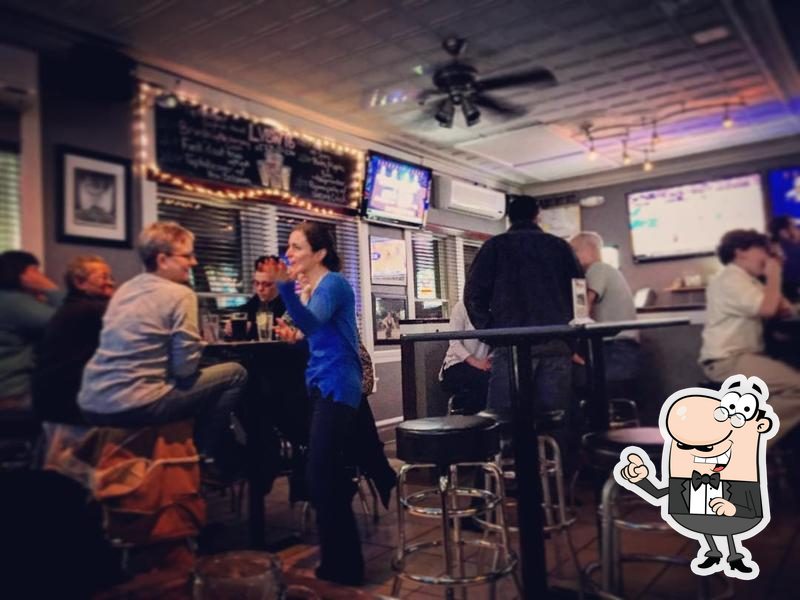 Volpe's Sports Bar, 501 Broad St in Emmaus - Restaurant reviews