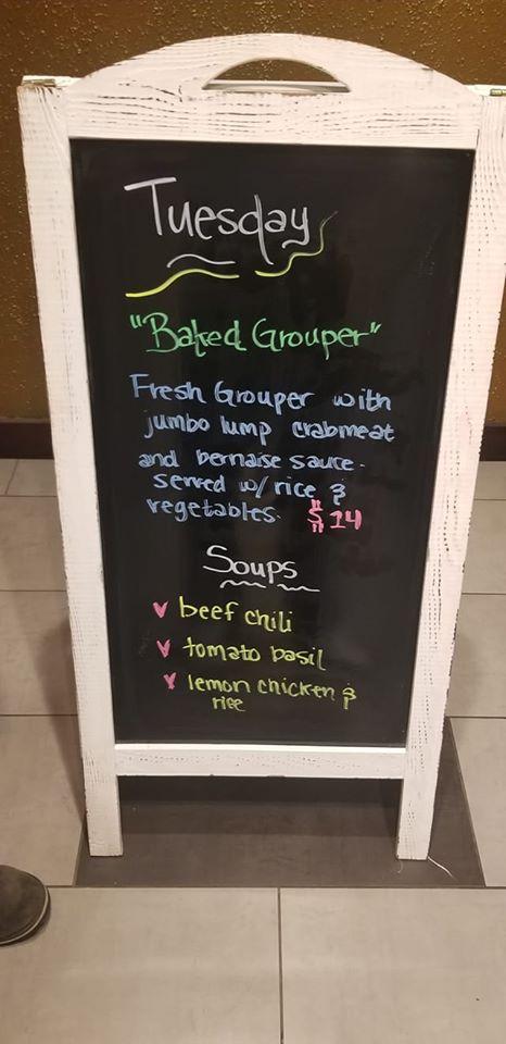 Towne Square Food & Spirits in Southfield - Restaurant menu and reviews