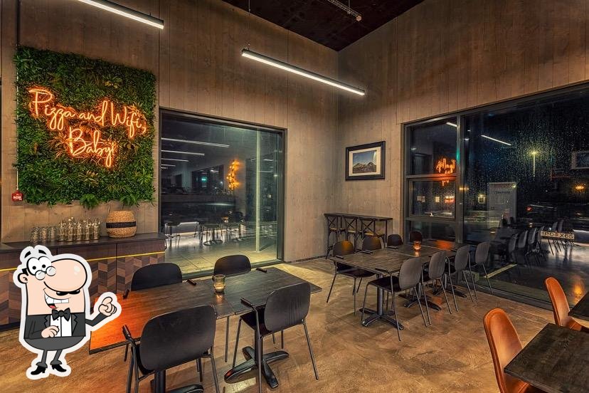 Black Crust Pizzeria, Vik - Restaurant menu, prices and reviews