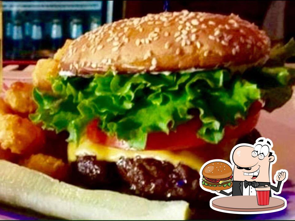 Smedley's Bar & Grill in Cleveland - Restaurant menu and reviews