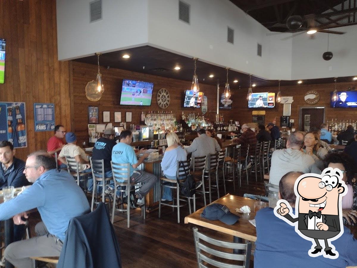 Yellowfin's Bar & Grill in Long Neck - Restaurant reviews
