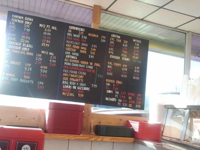 Menu at Pop's Fried Chicken fast food, Terrell