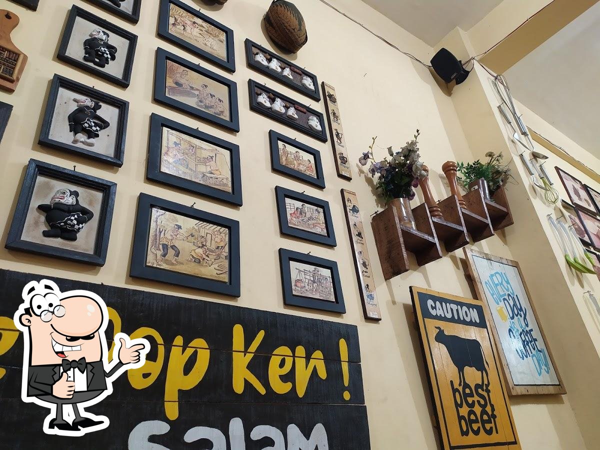 Nasi Kuning Begadang 1, Malang - Restaurant reviews