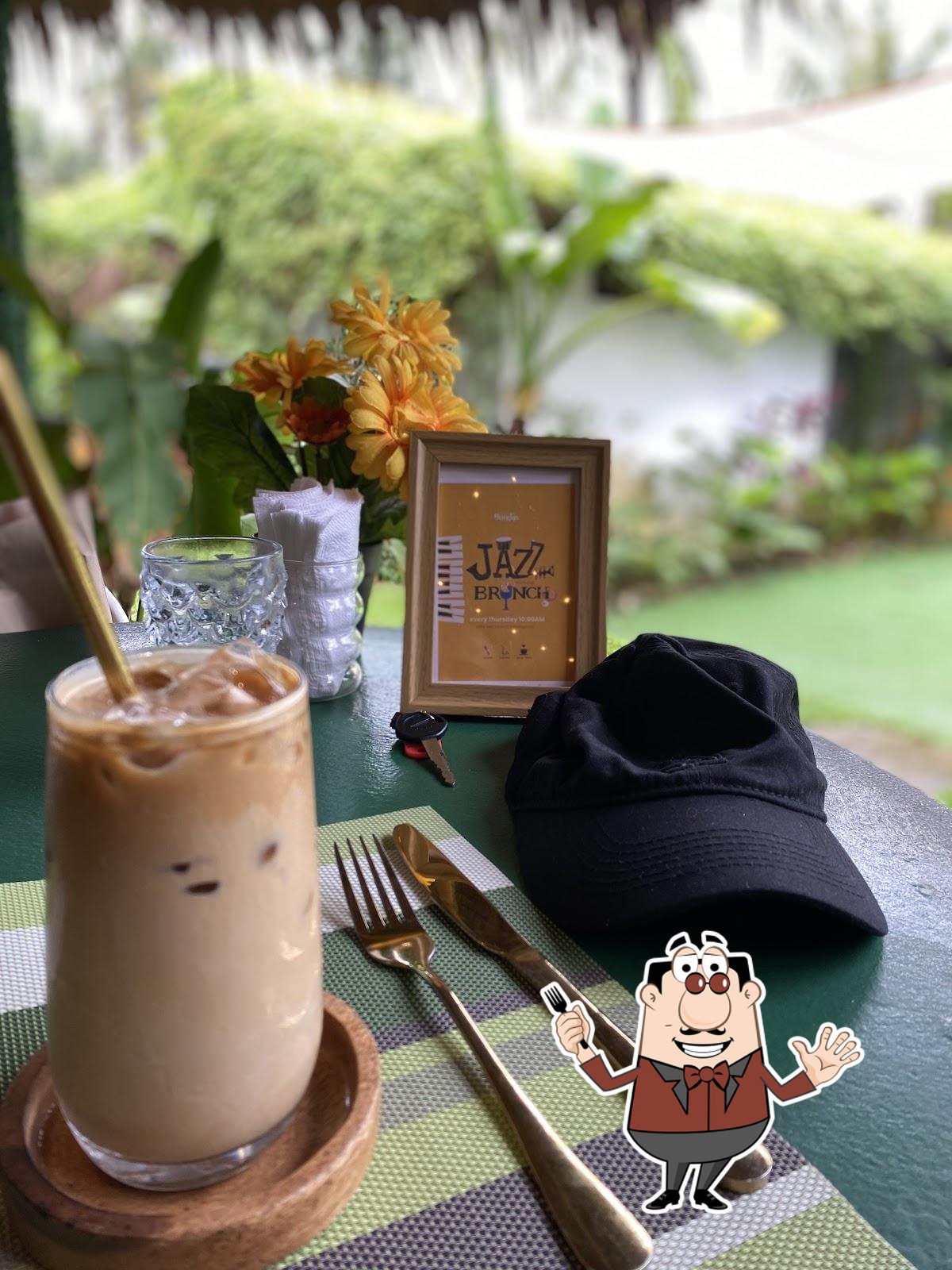 Sunday Siargao (Cafe and Pool), General Luna - Restaurant menu and reviews