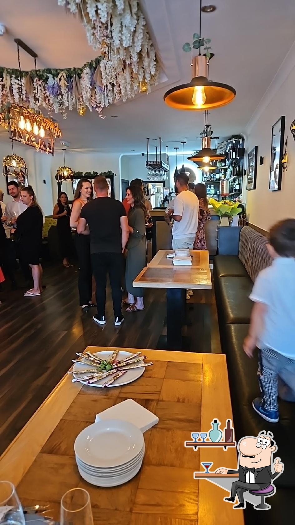 The Aviary, Hornchurch - Restaurant menu, prices and reviews